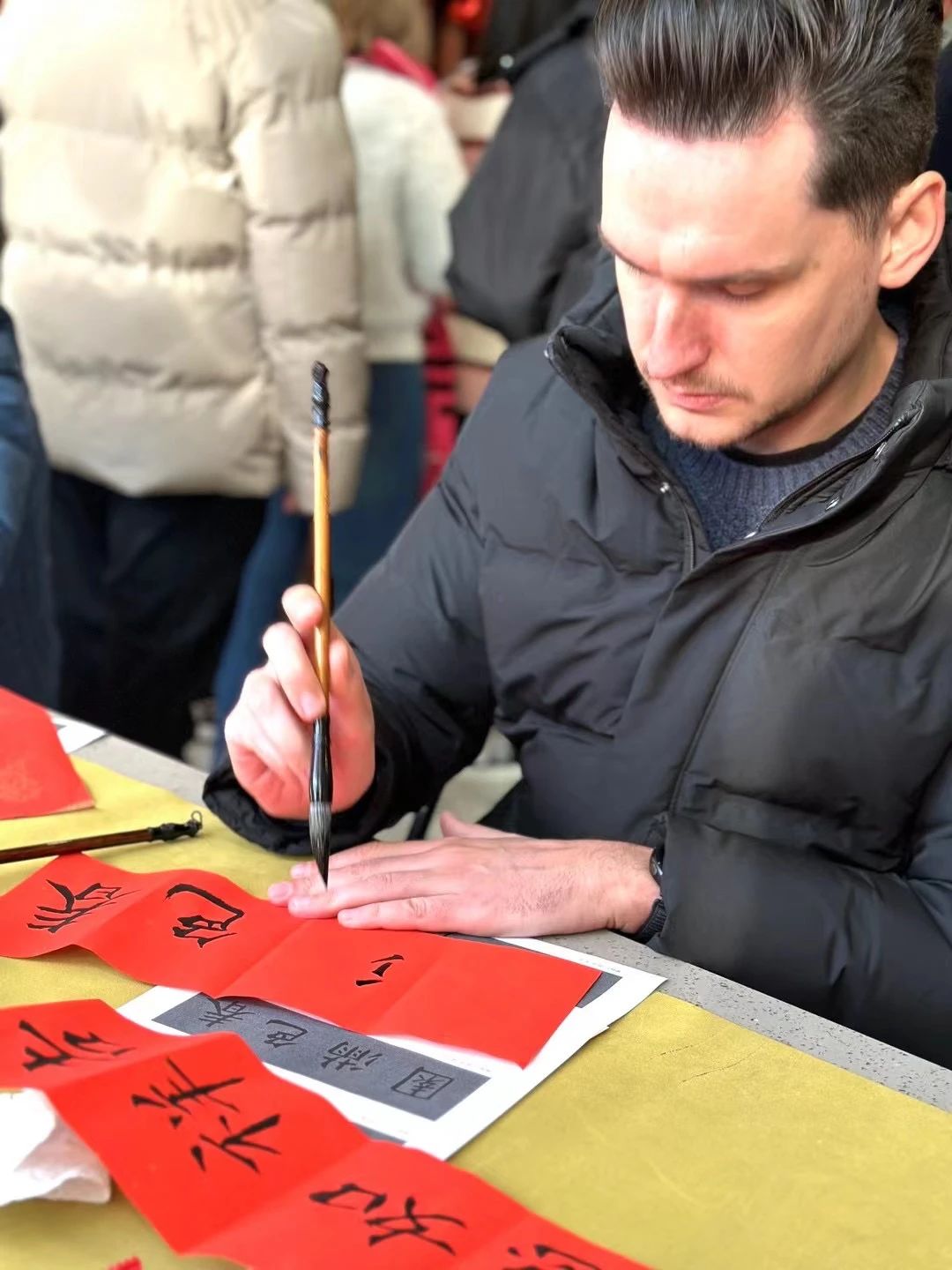 【SHINE】Students enjoy Chinese New Year festivities on campus